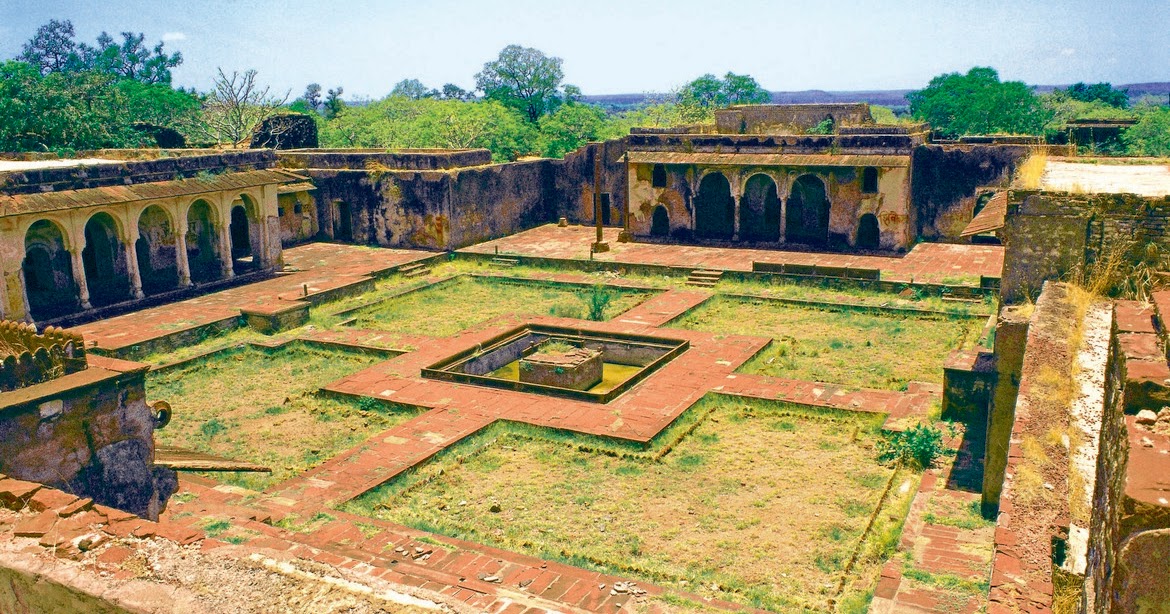 Narwar Fort (नरवार किला, शिवपुरी)