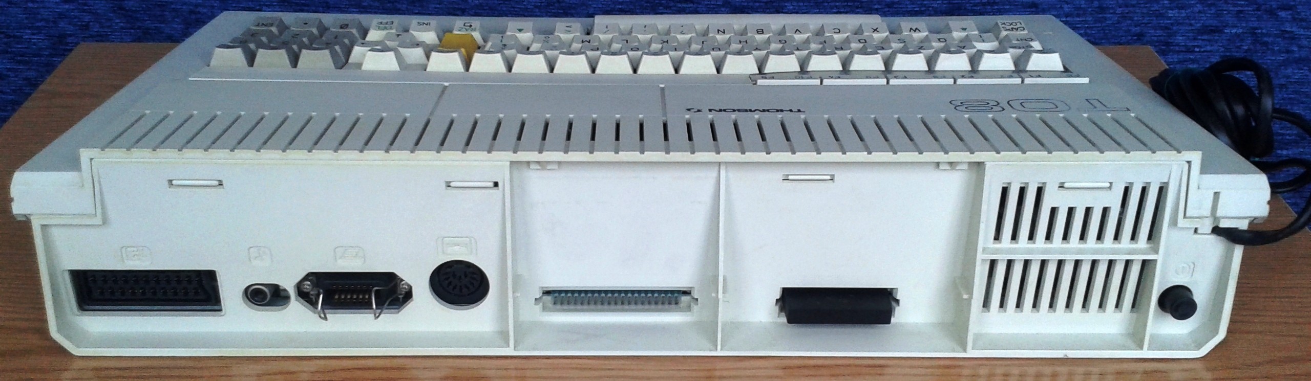 Retro Ordenadores Orty: Ordenador Thomson TO8 (1986)