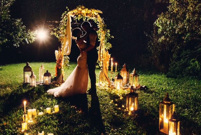 49 Dreamy Wedding Archs & Backdrops