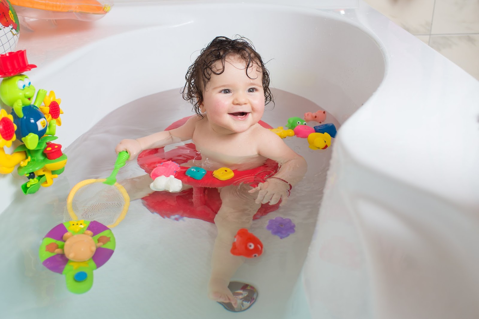 A Writers Knowledge: Tips For Raising a Toddler; 3 Ways to Make Bath ...