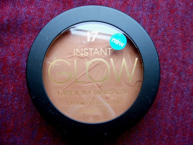 Emily Has Dimples: 17 'Instant Glow' Bronzer Review & Instagram!!
