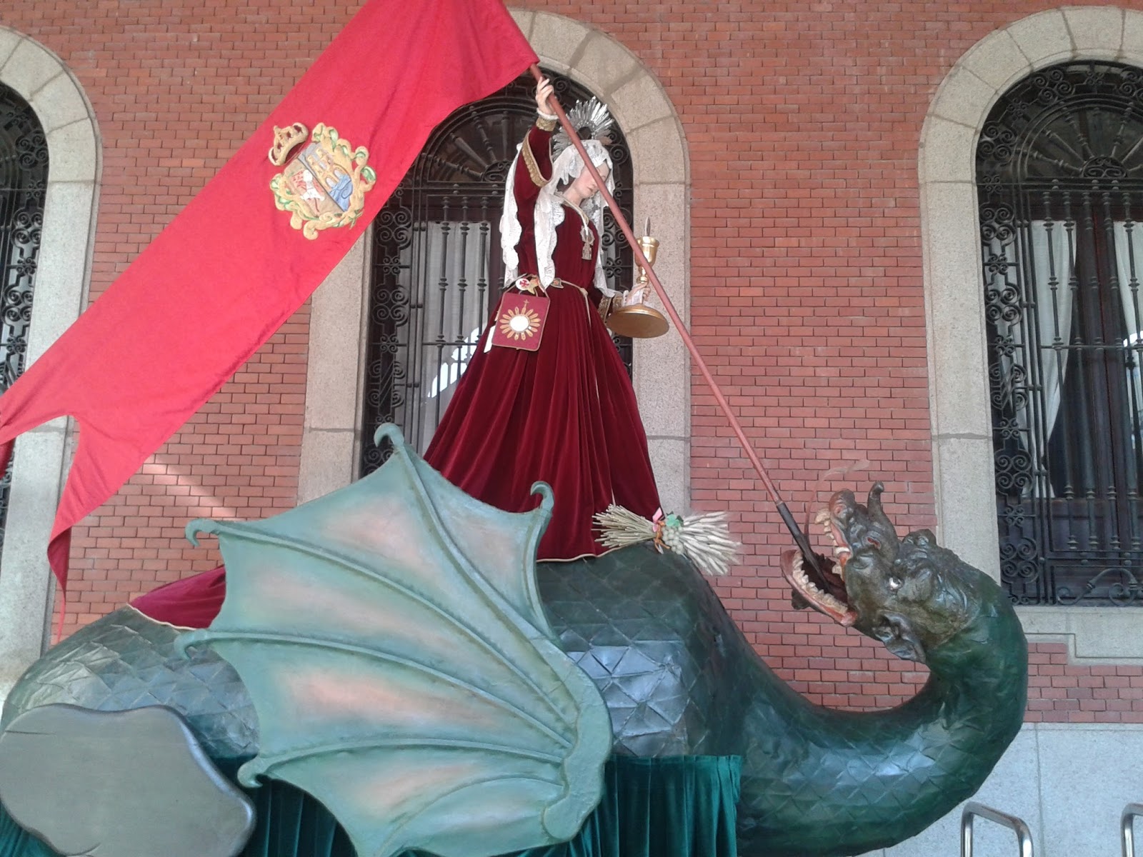 Colegio Corazón de María: Conociendo a La Tarasca.