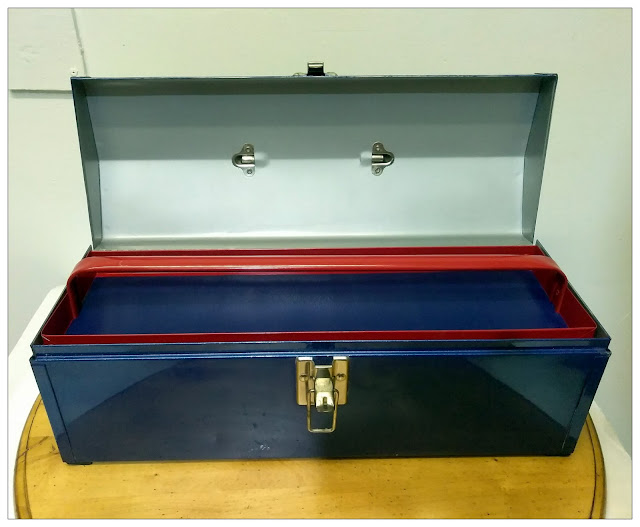 Vintage Hip Roof Toolbox Restoration Completed!