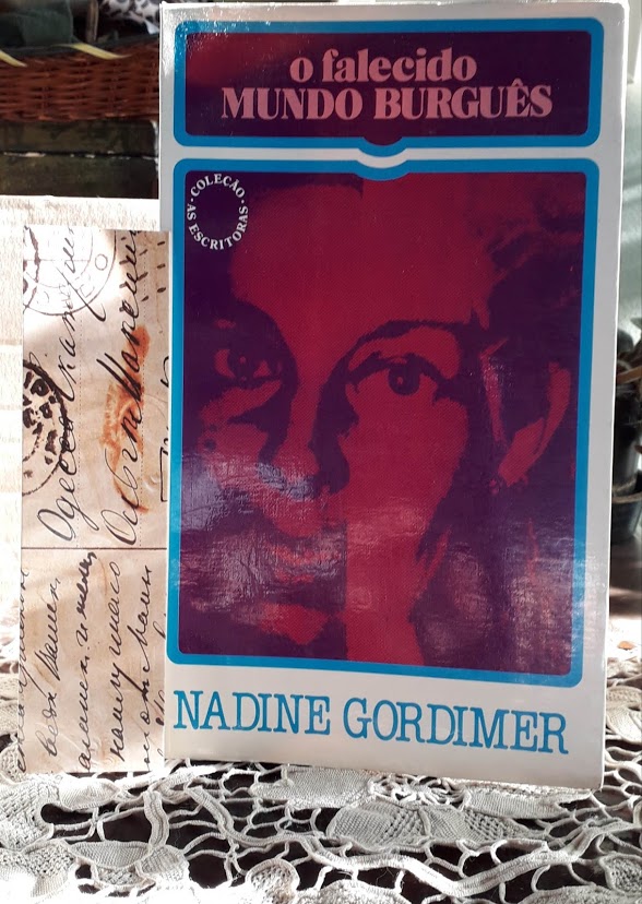 Mata Hari : O Falecido Mundo Burguês de Nadine Gordimer