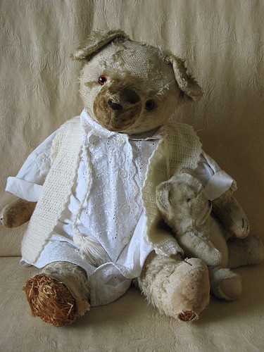 Lady Anne's Cottage: Charming Teddy Bears...