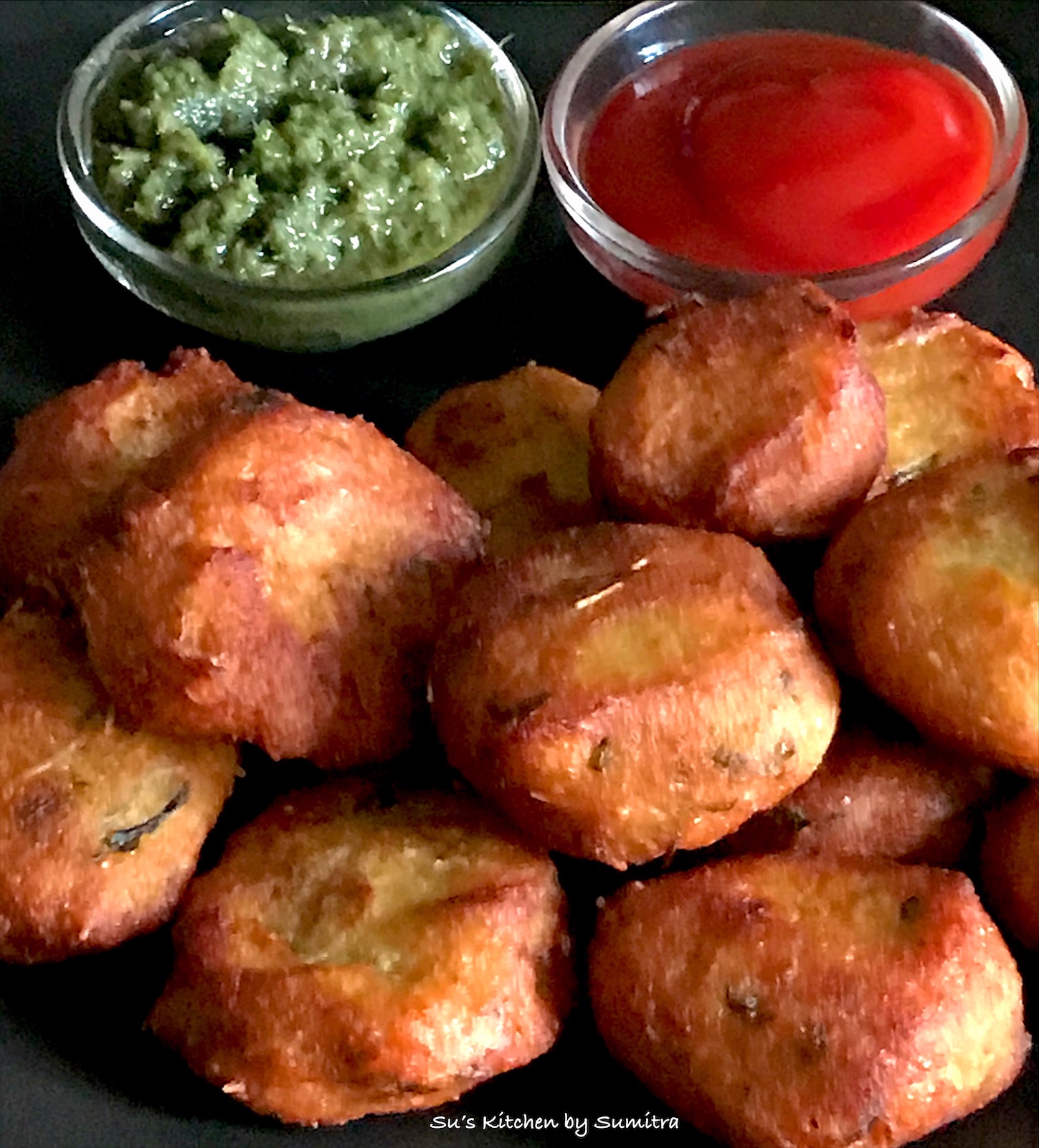 Su's Kitchen by Sumitra : Chicken - Aloo Tikki