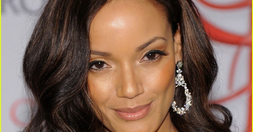 25 "Beautiful" famous black model GALS!