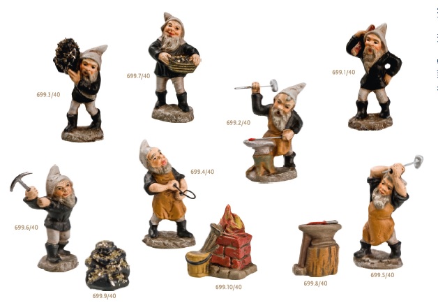 Toy soldiers and real battles: Marolin figurines