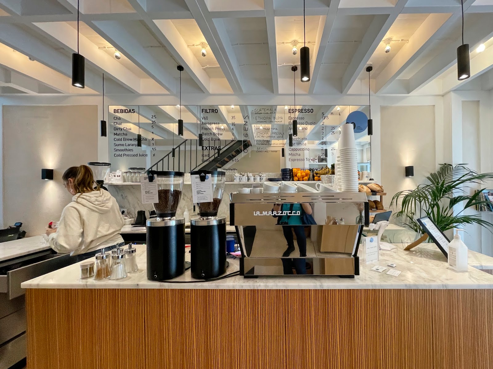 Double Skinny Macchiato: Ten Speciality Coffee Shops To Visit in Porto