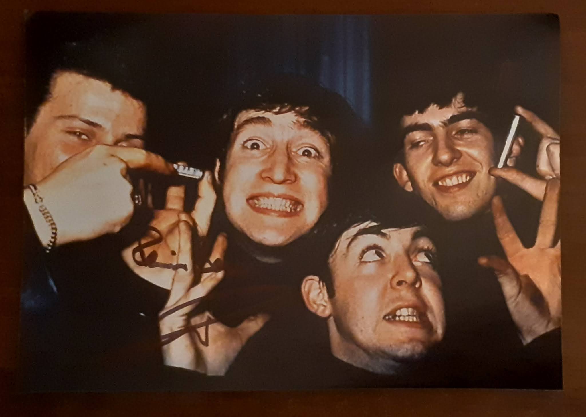 Autograph VIP: Pete Best, first drummer of The Beatles