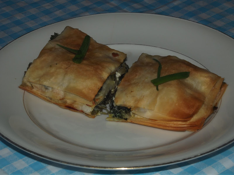 Adventures in Flavorland: Spanakopita (Greek spinach and feta pie)