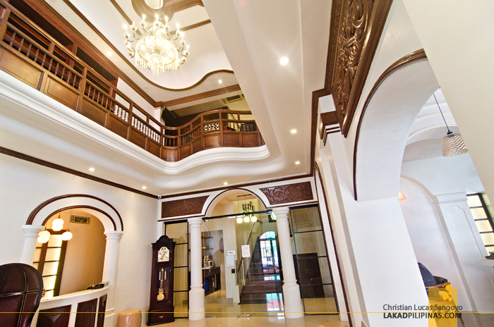 METRO MANILA | Tambayan Capsule Hostel & Bar ~ Making Tambay in Style ...