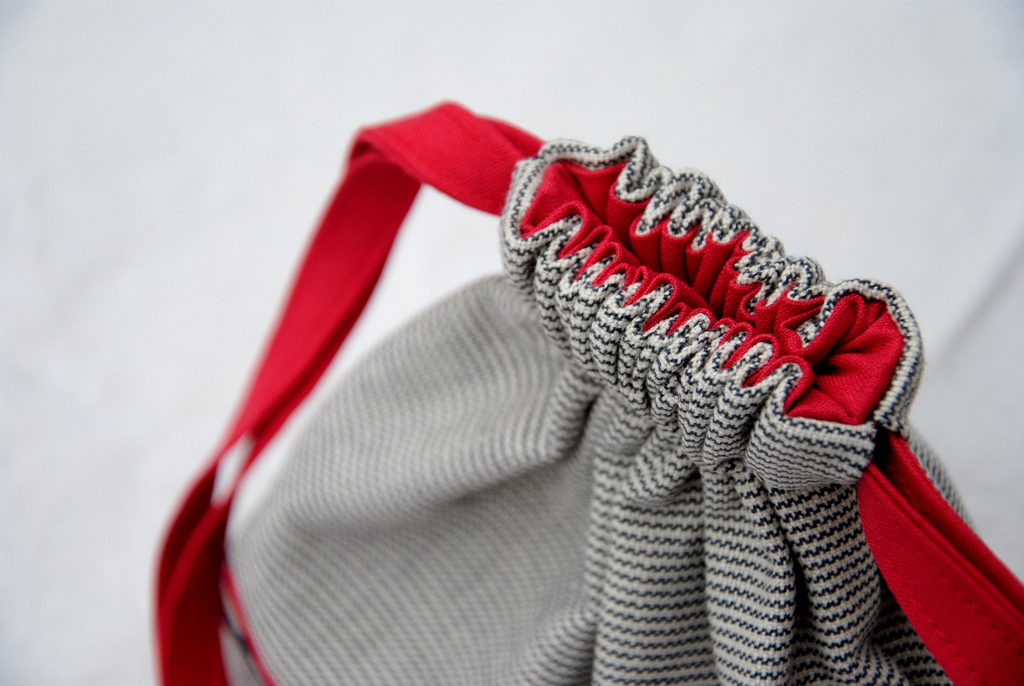 Drawstring Bag Pouch Tutorial ~ Free-Tutorial.net