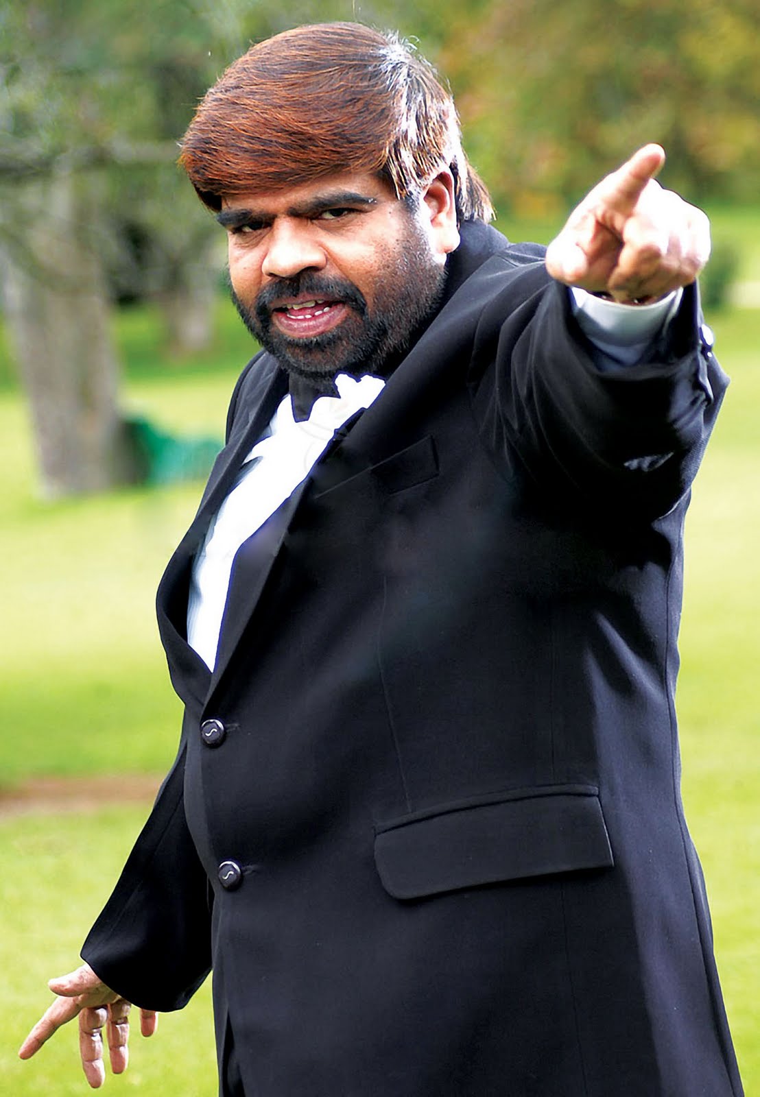 MOST FAMOUS IN THE WORLD: VIJAYA.T.RAJENDHAR - LDMKp