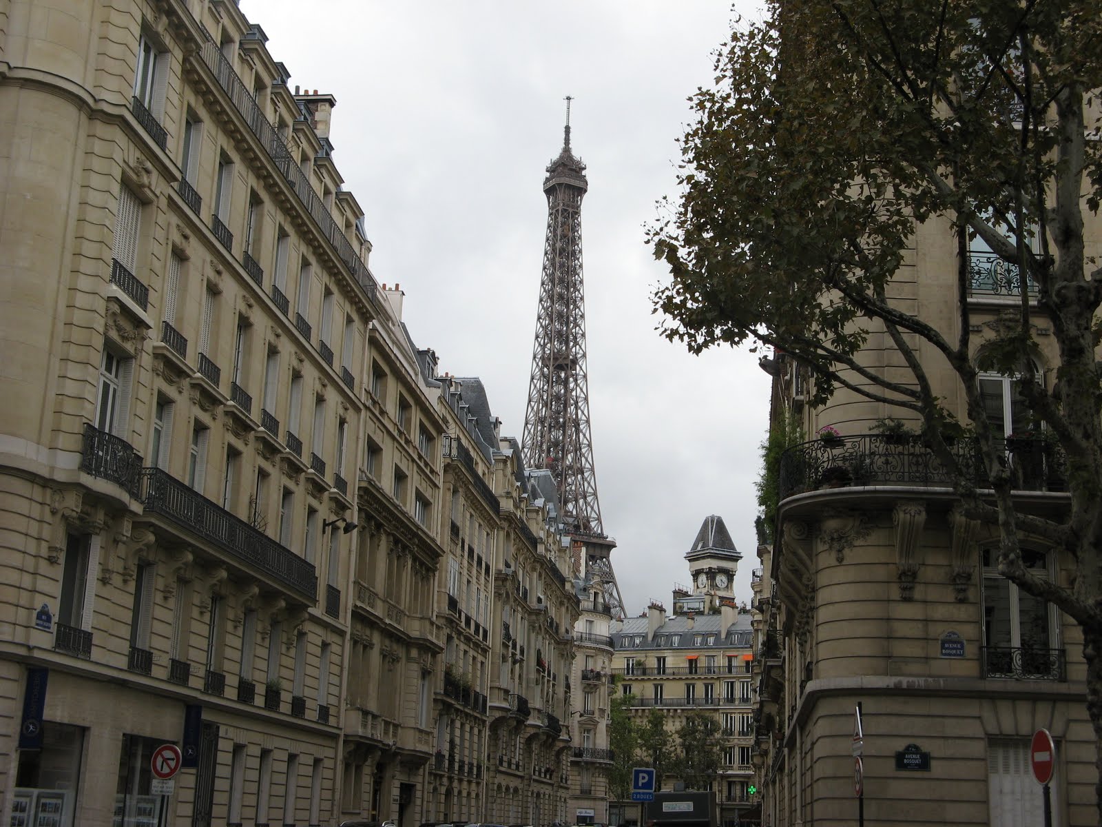 Living Brand: The colors of Paris