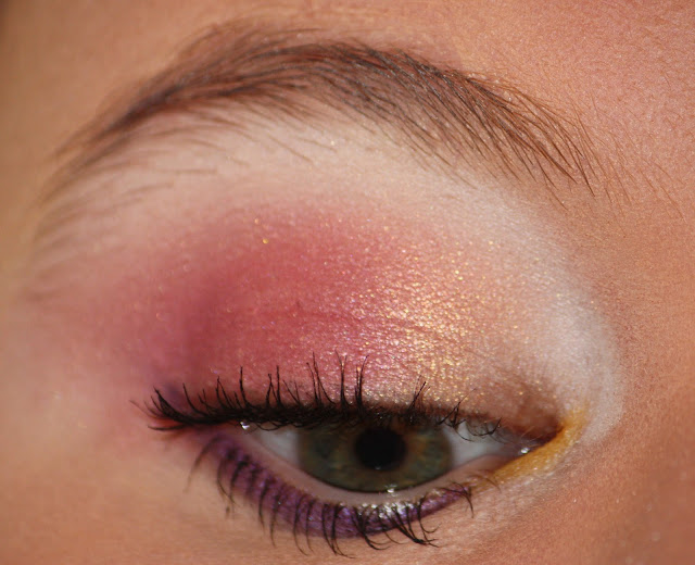 Die Zauberin Zebulon: Gold Rose Eye MakeUp using Full Spectrum palette ...