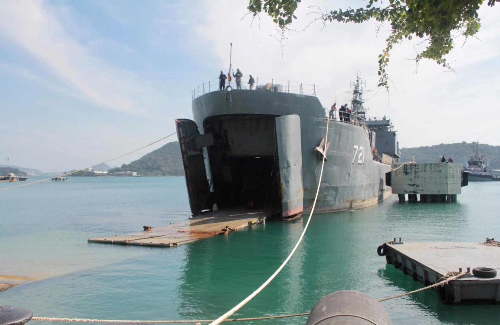 DEFENSE STUDIES: The Royal Thai Navy Conducts Amphibious Combat ...