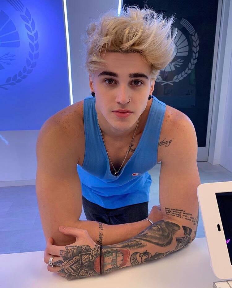 Lovely Boys: Alex Mapeli