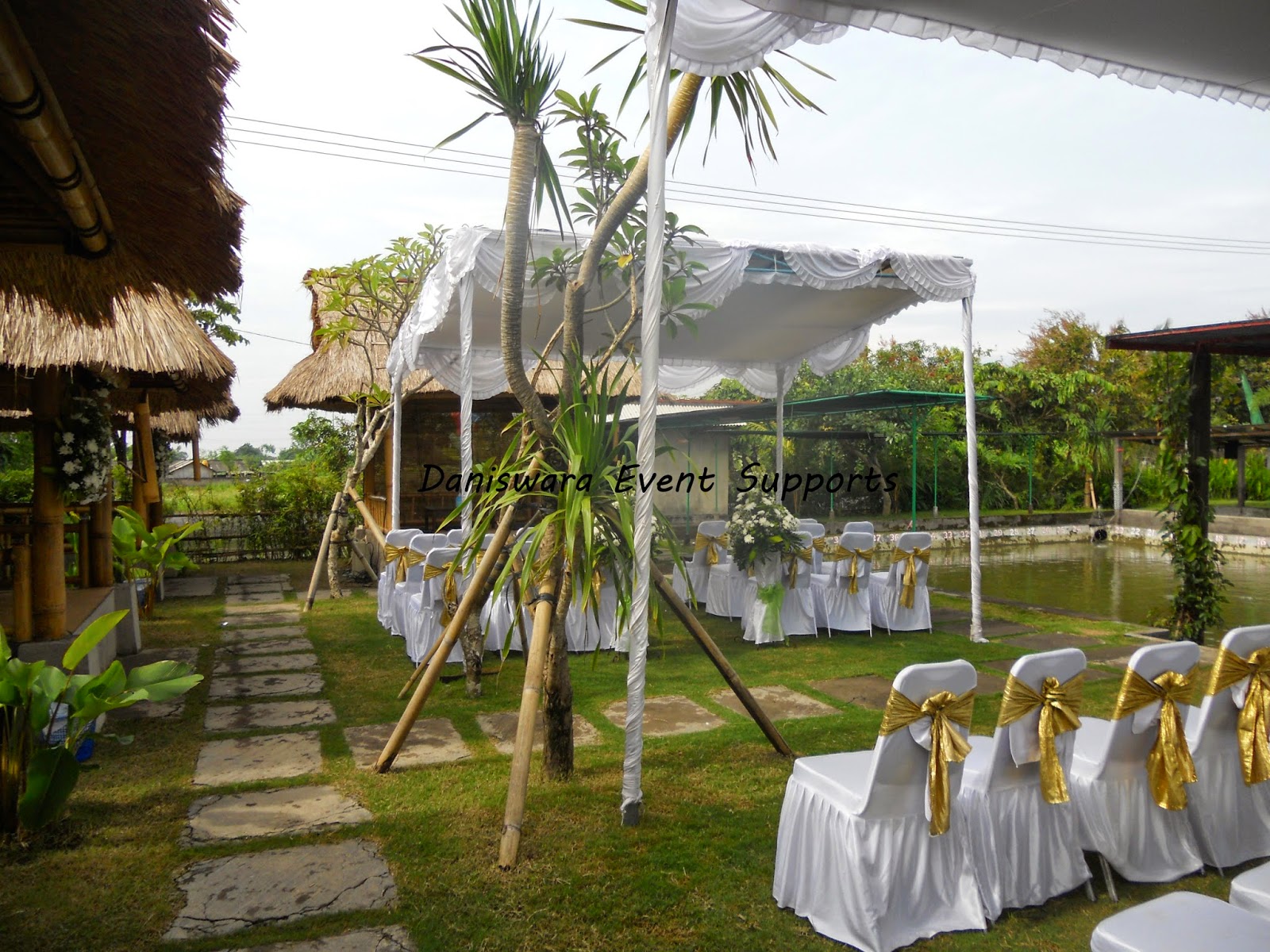 SEWA TENDA DAN PERALATAN PESTA DI BALI