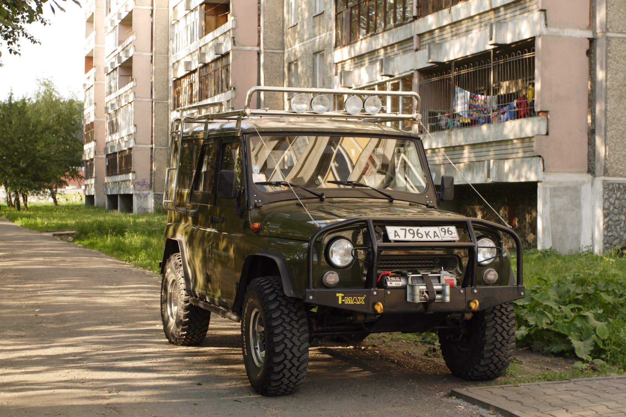 UAZ-469/UAZ-3153 Gusar/Baijah Taigah/UAZ Hunter/UAZ Tigr/UAZ Tundra 469