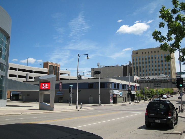 Appleton's Public Face