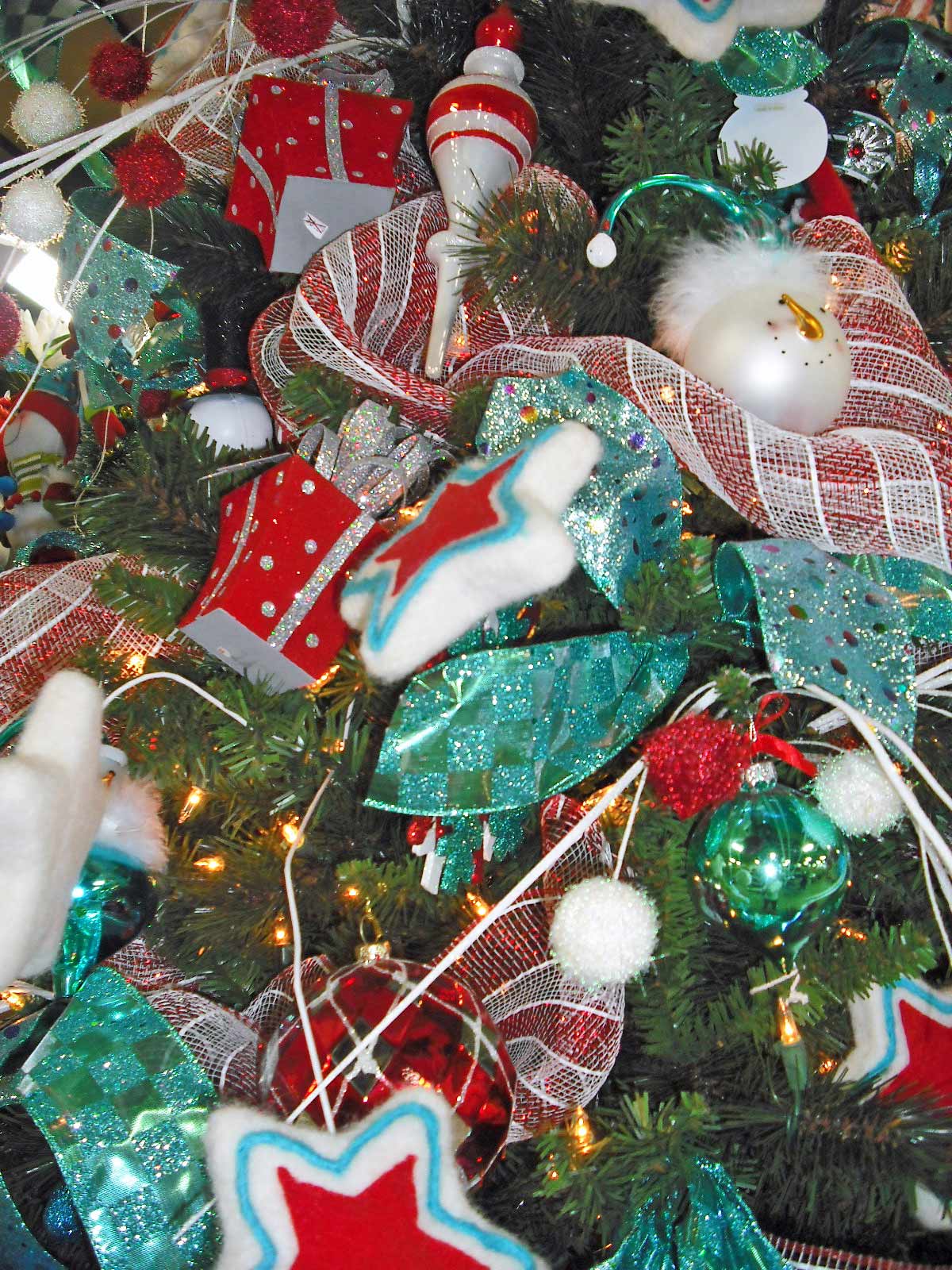 Studio B (UberArt): Twelve Days of Christmas Trees: Day 4