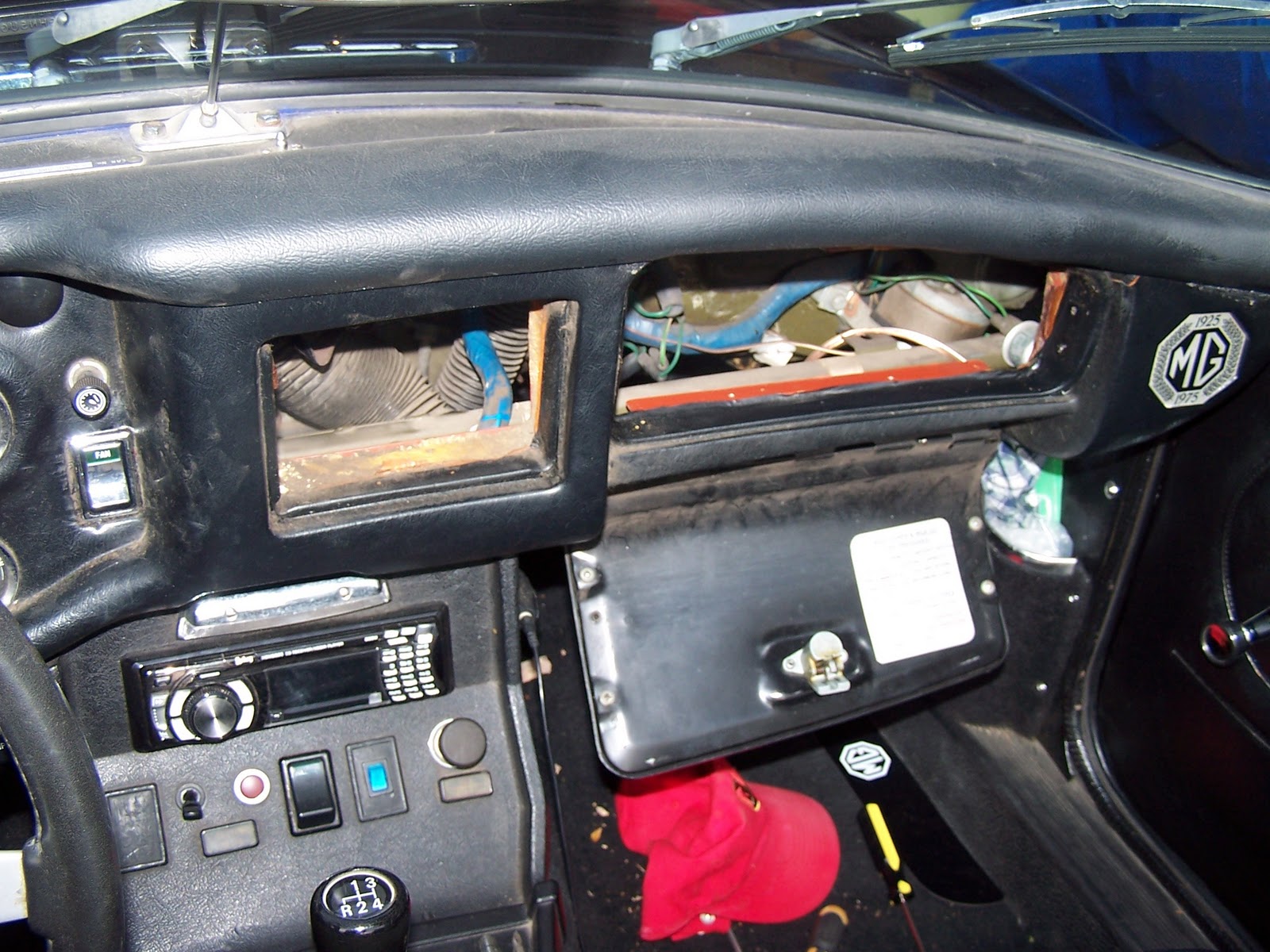 Patio Boat: Woo-Hoo! Heat in the MGB!