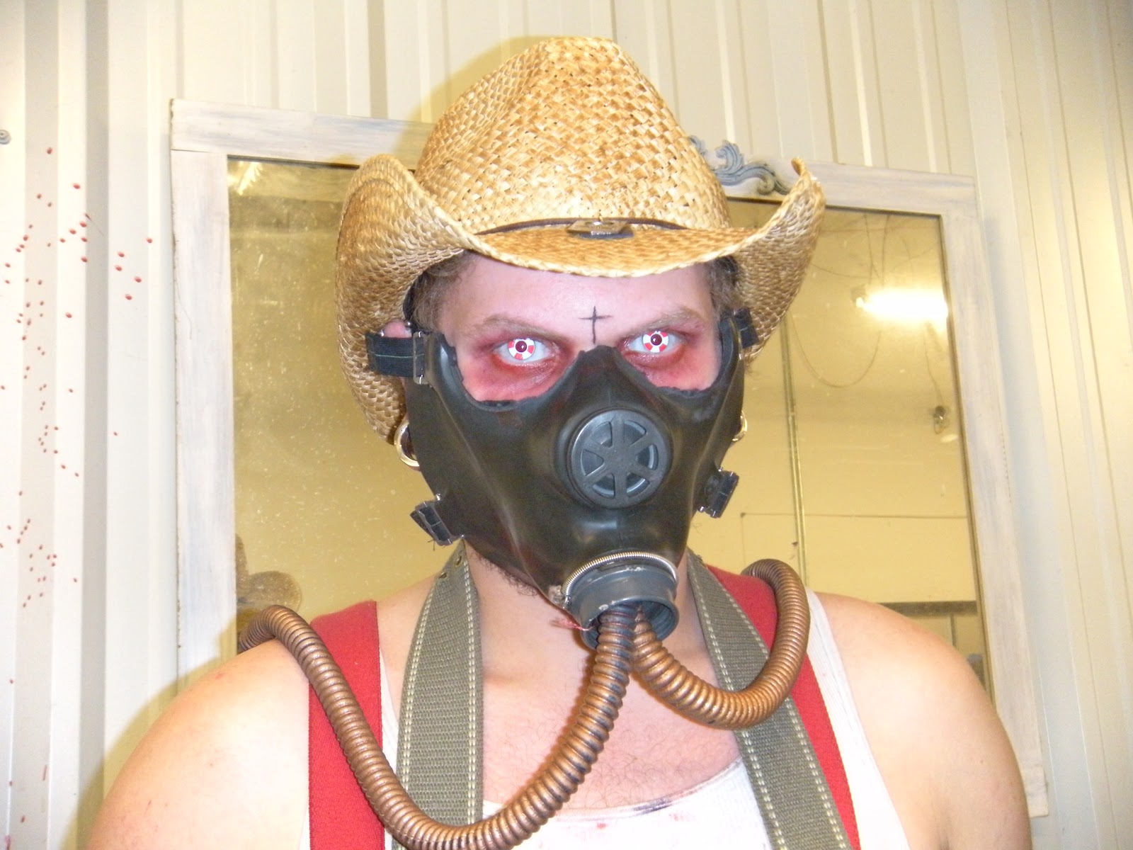 Haunted Eyes: Folklore Haunted House (Local Haunts Rock)