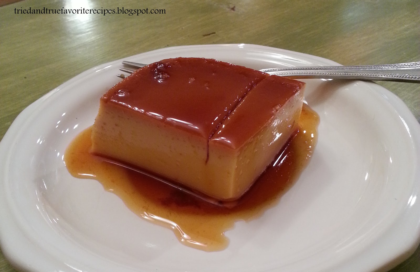 Tried and True Favorite Recipes: THE BEST FLAN EVER!! "El imposible"