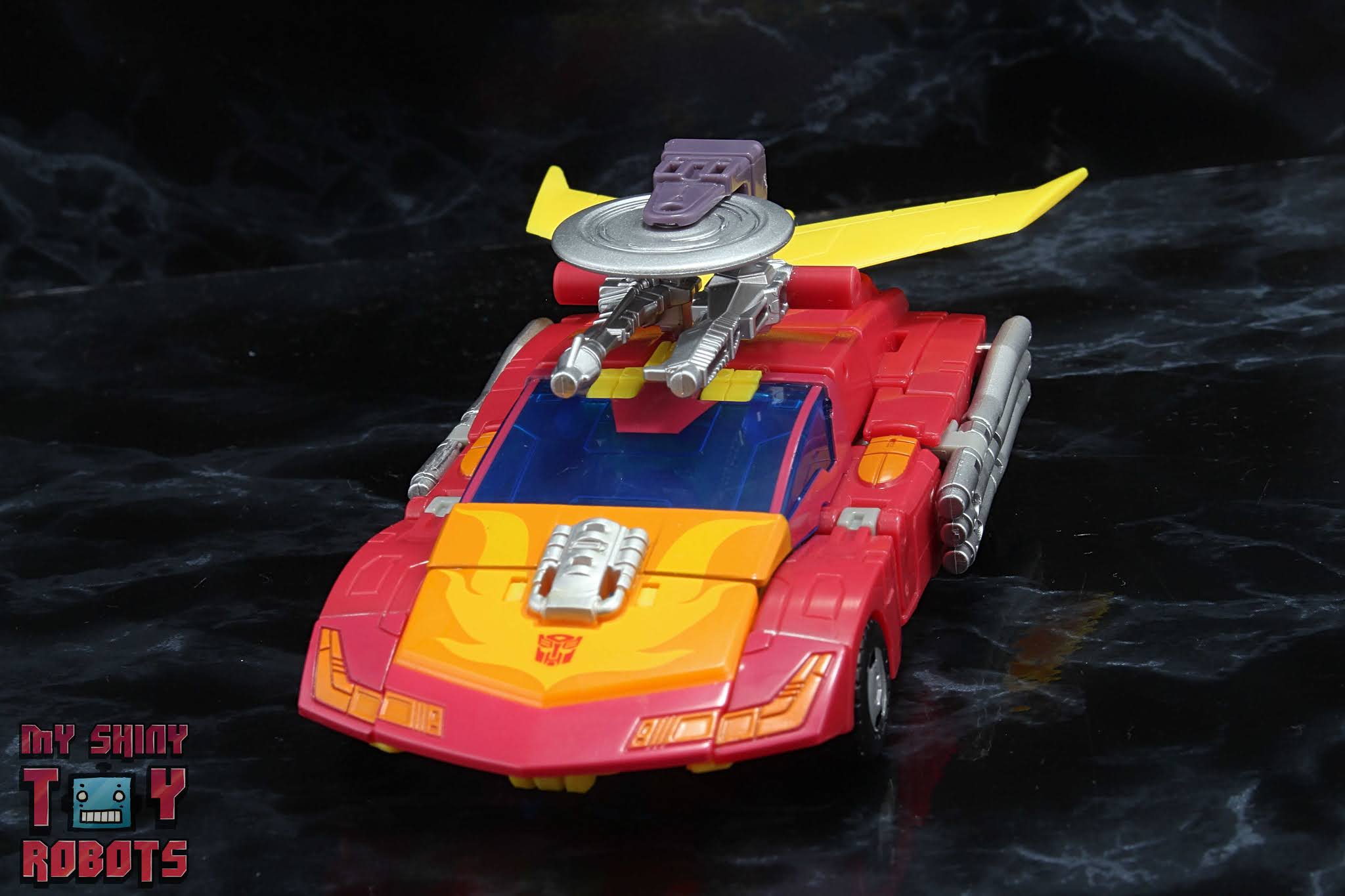 My Shiny Toy Robots: Toybox REVIEW: Transformers Studio Series 86 Hot Rod