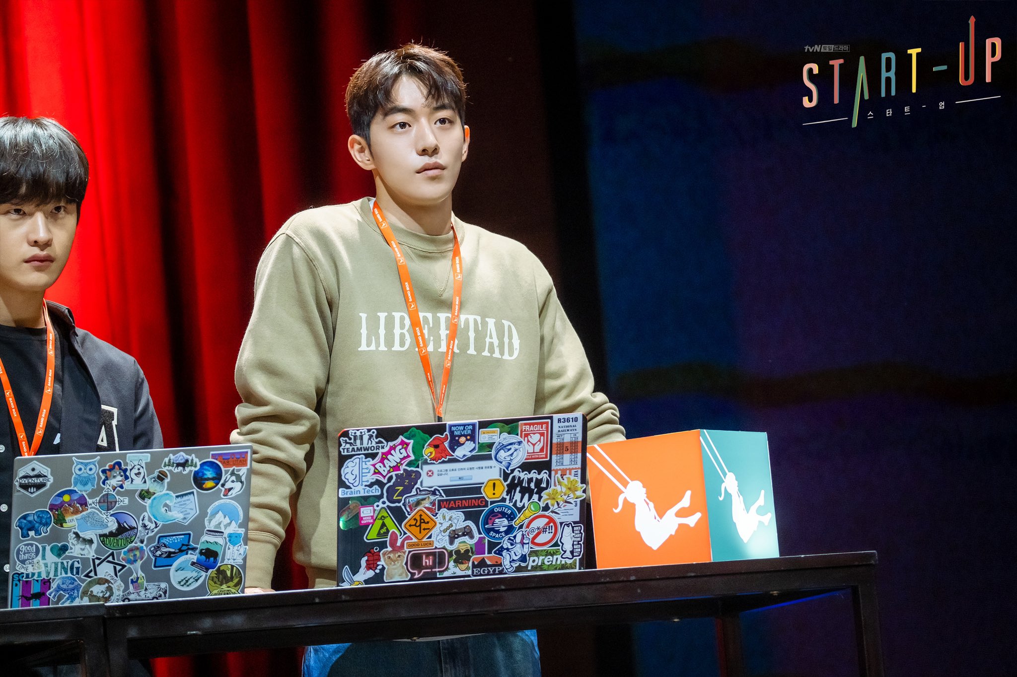 6 Foto Bae Suzy dan Nam Joo Hyuk di Sandbox Drama Start-Up - Student ...