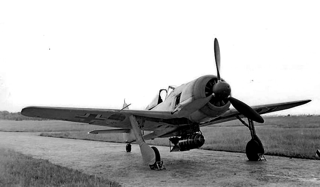 AVIÕES MILITARES: Focke-Wulf Fw 190 Würger
