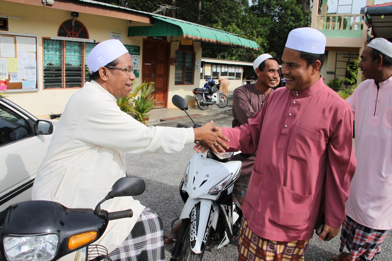 YB DATUK MOHD TAJUDIN ABDULLAH: Sembahyang Sunat Aidil Adha diMasjid ...