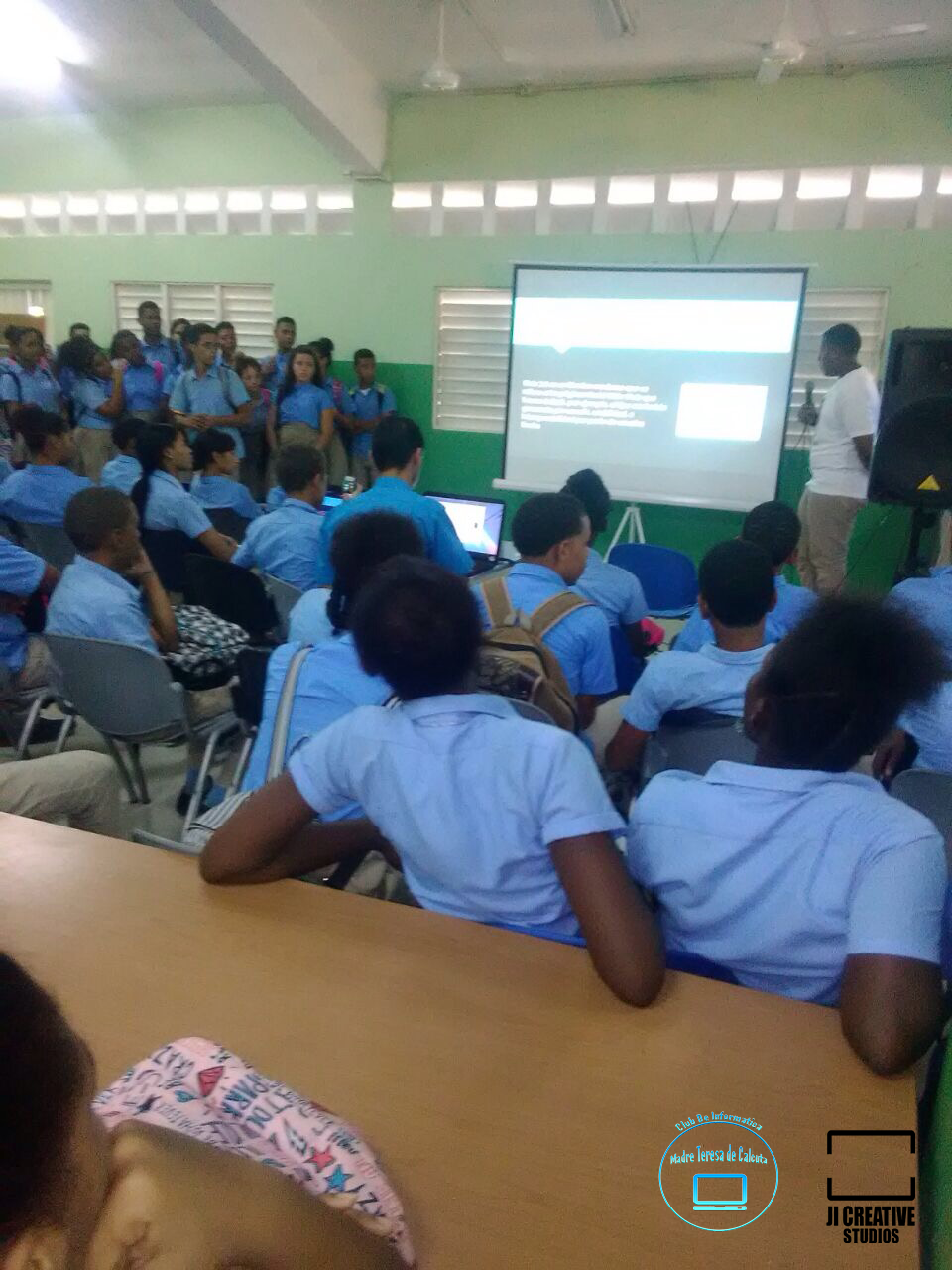 Educación con las TICs: Lanzamiento Oficial del Club de Informática