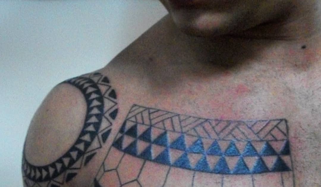 Downtown Tattoo Studio - Buenos Aires: POLYNESIAN CHEST TATTOO