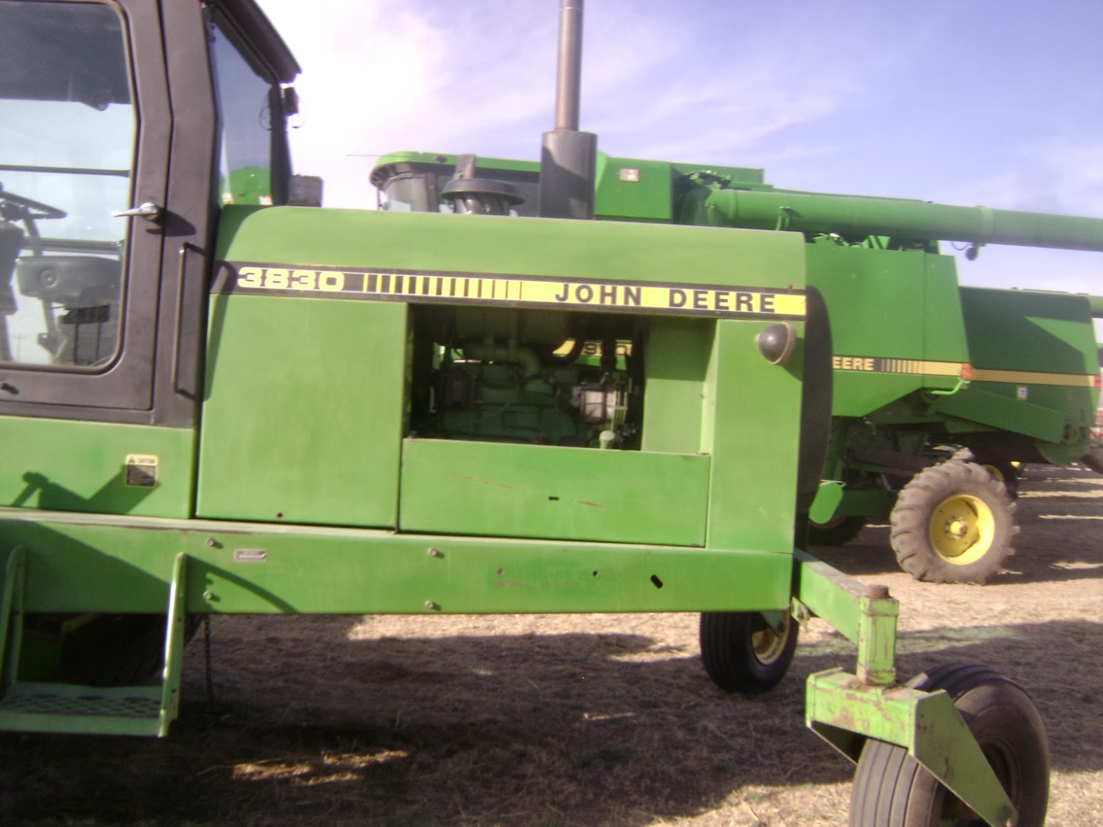 MAQUINARIA AGRICOLA INDUSTRIAL: Cortadora John Deere 3830 a Diesel ...