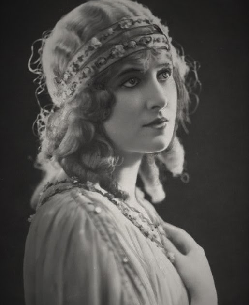 Lillian Hall-Davis ~ Hitchcock's Tragic Star