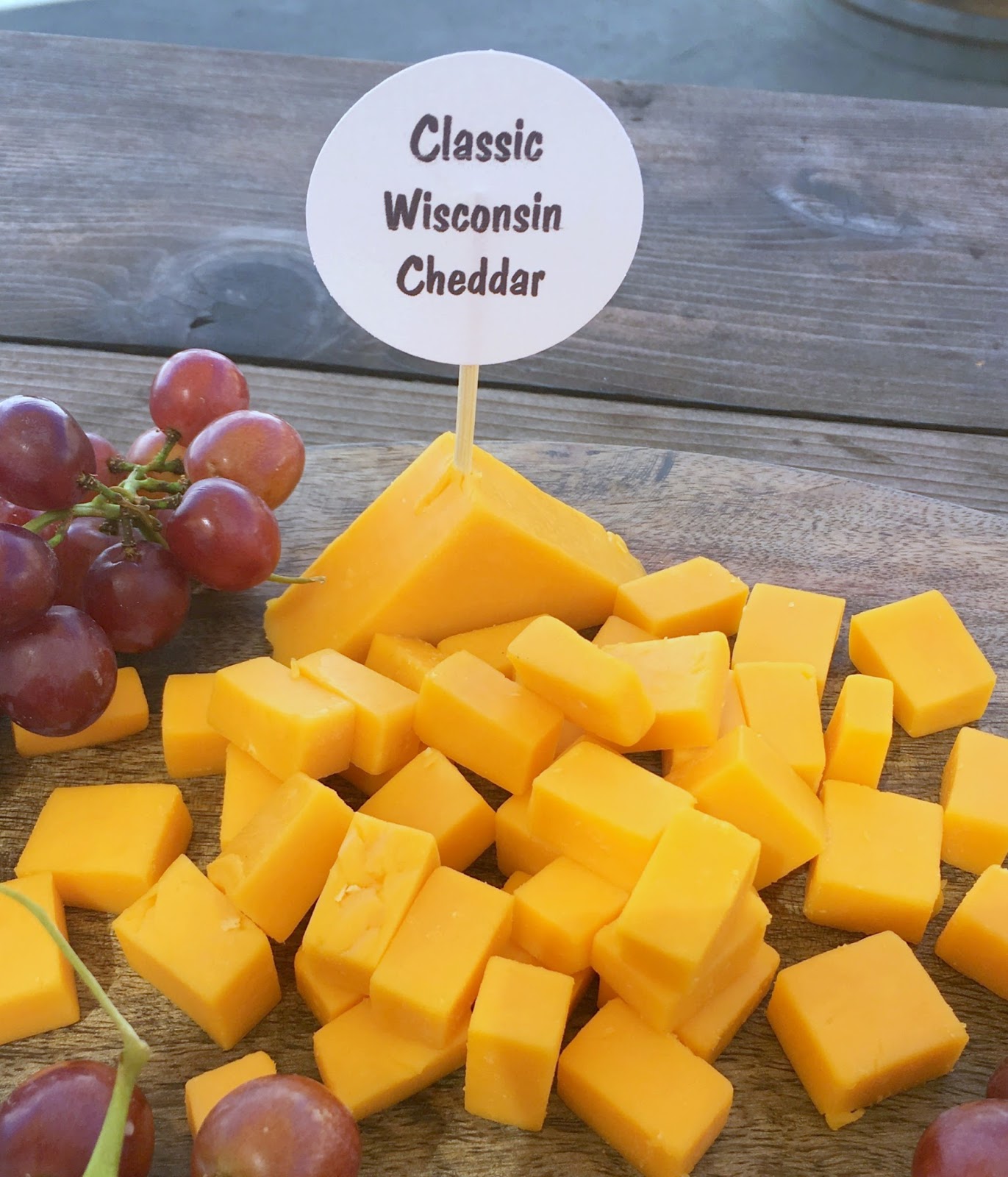 Jac o' lyn Murphy: A Duck, Buffalo & Lumberjack's Graduation Pizza Party