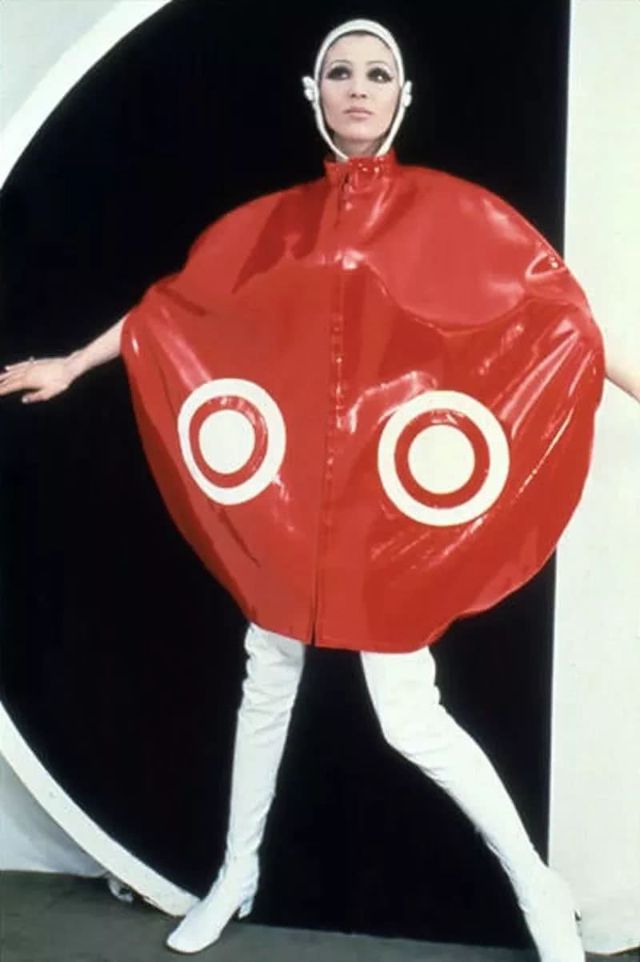 Amazing Space Age Fashion Designs by Pierre Cardin From the 1960s ...