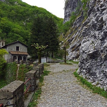 I promessi viaggi: Un weekend al borgo di Canzo in provincia di Como