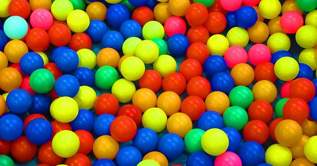 Creative Preschool Time : Colors All Around Us