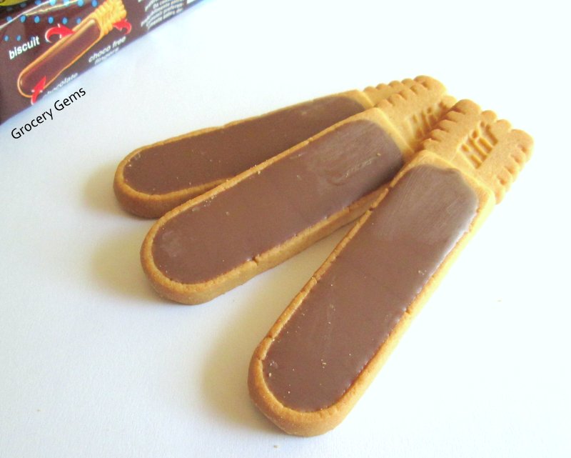 Grocery Gems: Bahlsen Hit Fun Sticks Choco Review