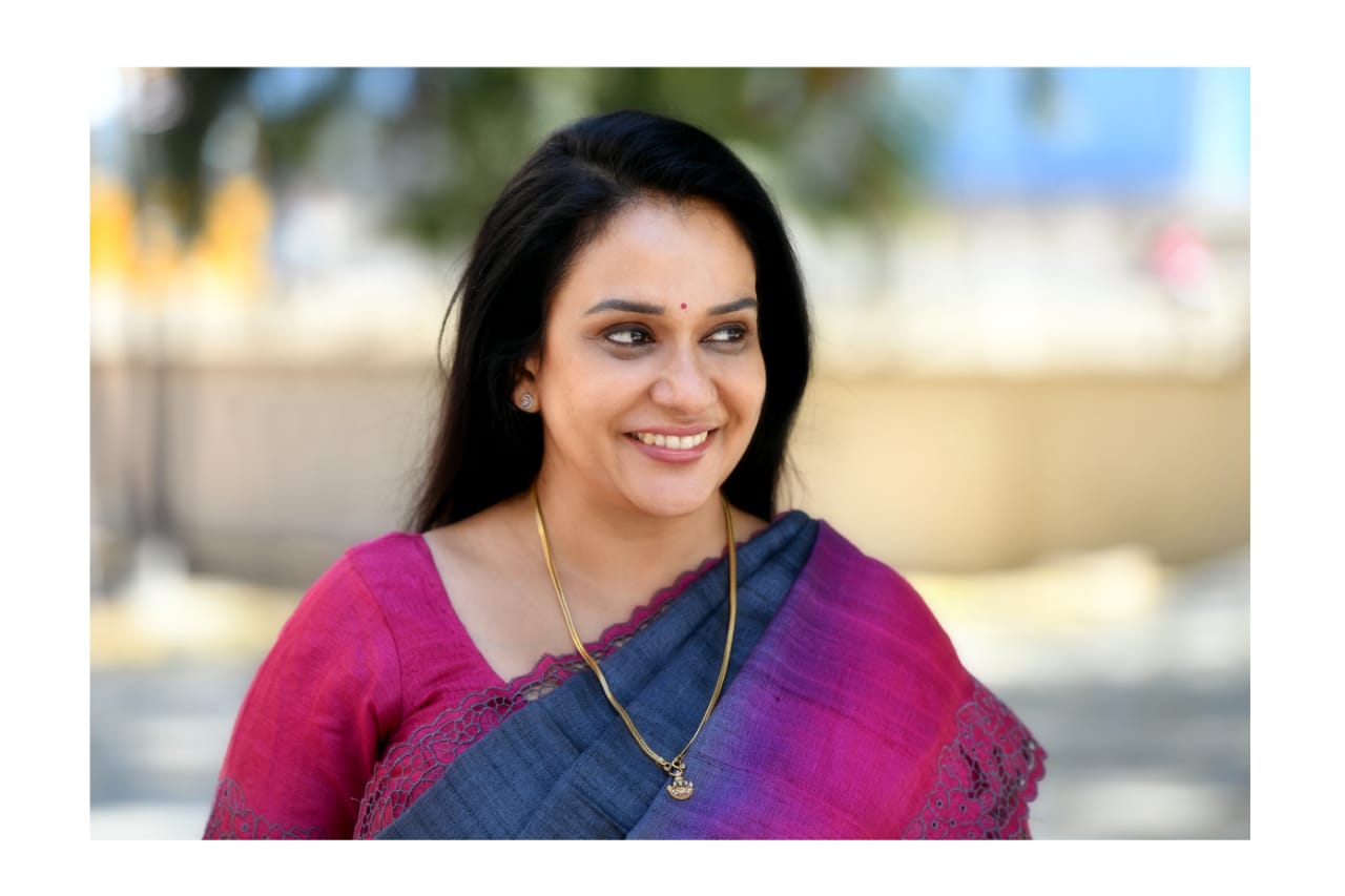 NAKARAJAN: MALA PARVATHY ,MALAYALAM ACTRESS BORN 1970 MAY 18