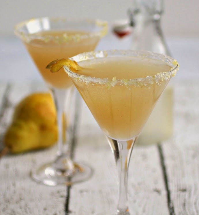 A Cocktail Life: Sparkling Lemon Pear-tini