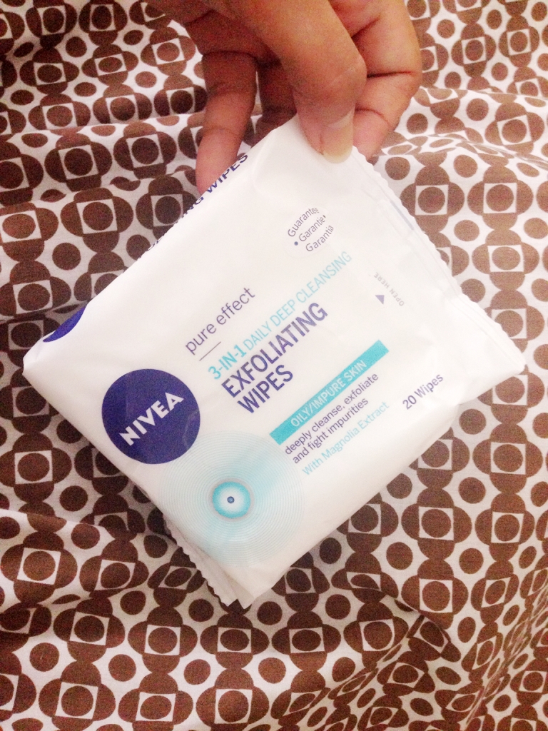 NIVEA 3-in-1 Daily Deep Cleansing Exfoliating Wipes - For Urban Women ...