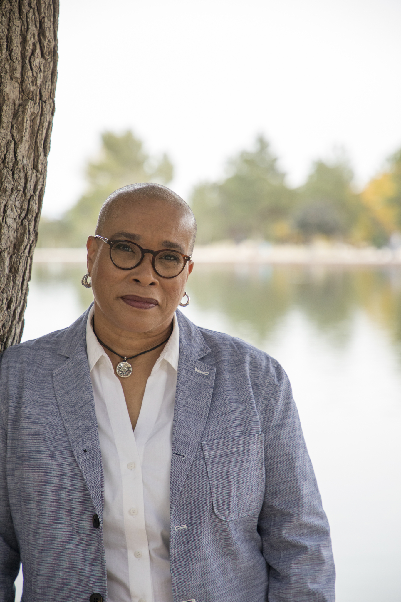 Night Reader Reviews Interview With Opa Hysea Wise Author Of No Place To Hide night-reader-reviews-interview-with-opa-hysea-wise-author-of-no-place-to-hide