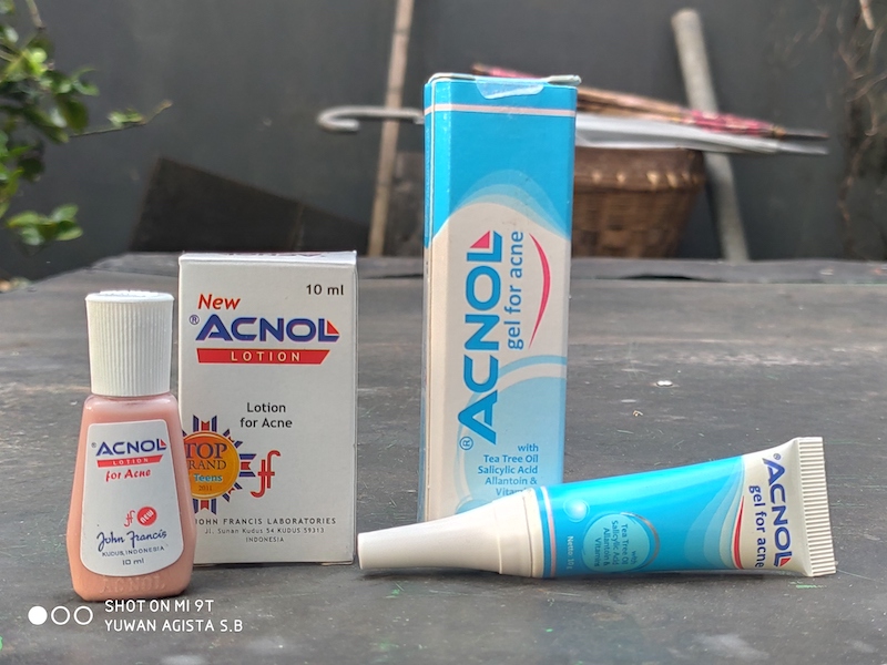 Review Acnol Lotion & Gel Produk Khusus Untuk Jerawat yang Ampuh ...
