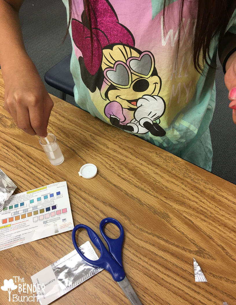 The Bender Bunch: Science Fair Kit Giveaway!