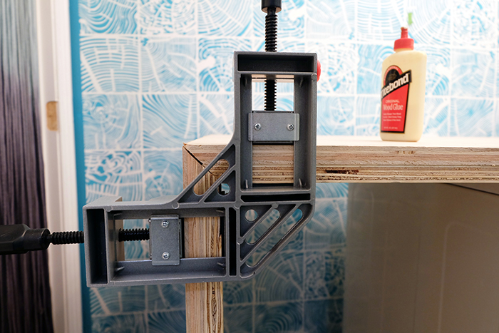 The Laundry Room Makeover: A DIY Waterfall Counter. - Flipping the Flip