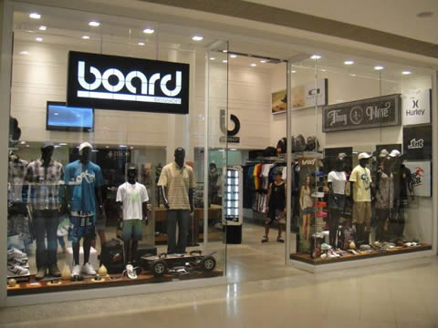 Roupas femininas: Multimarcas unissex